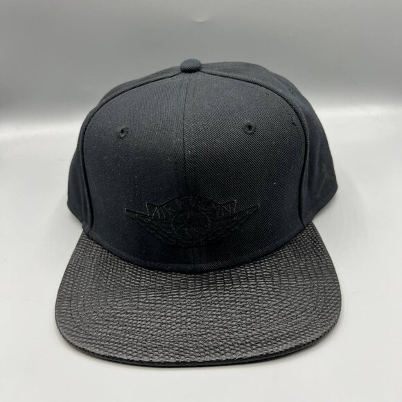 Jordan | Accessories | Air Jordan Wings Hat Men Black Jumpman Snap Back ...